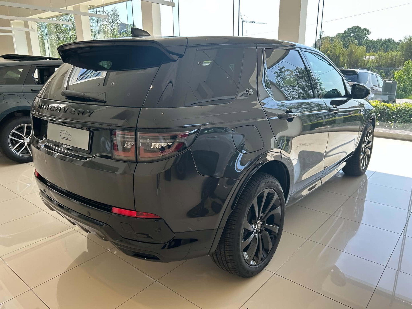 Land Rover Discovery New to Herentals of 67.490 € | 4985479 | Gocar.be